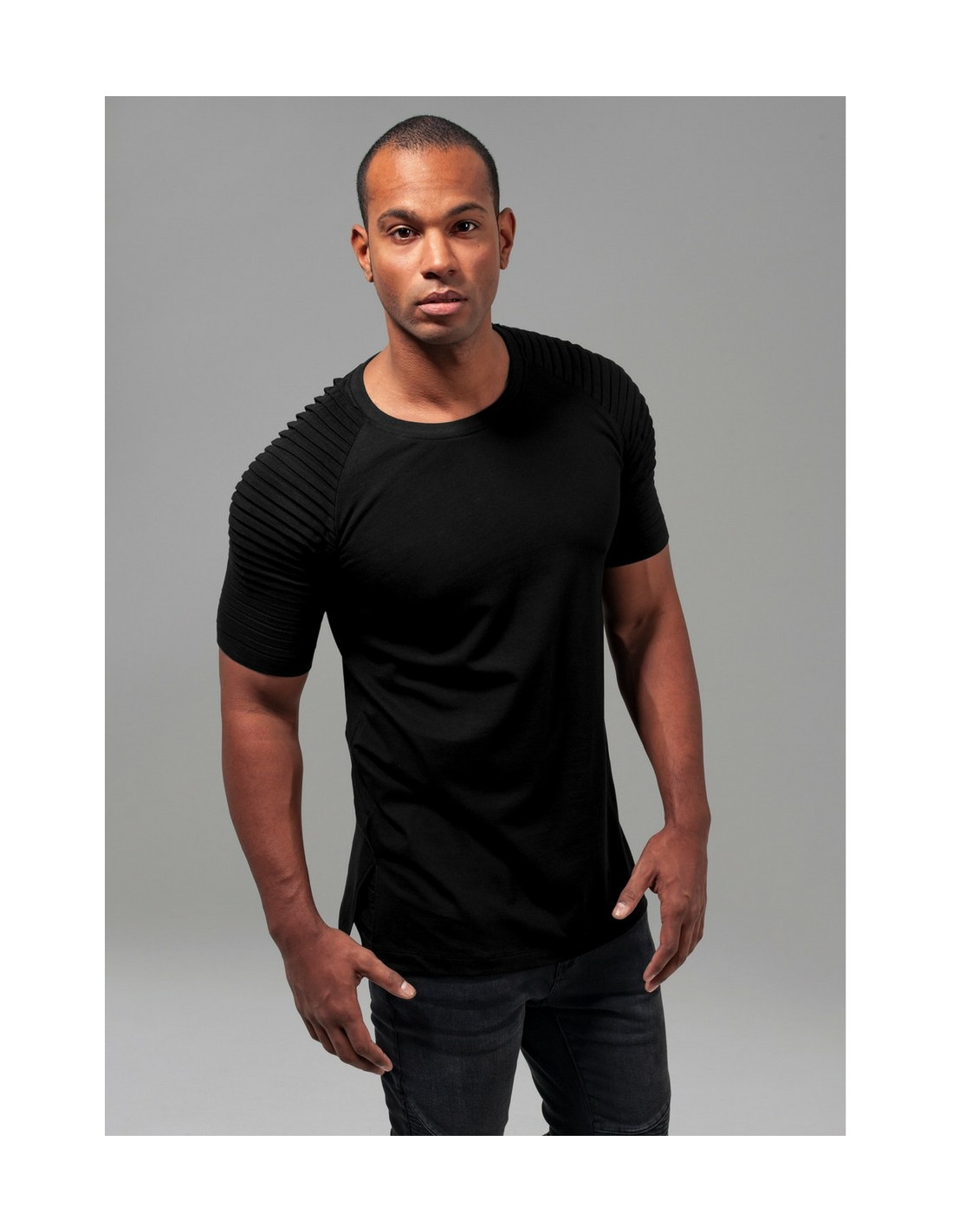 Pleat Raglan Tee Black - TB1563-00007